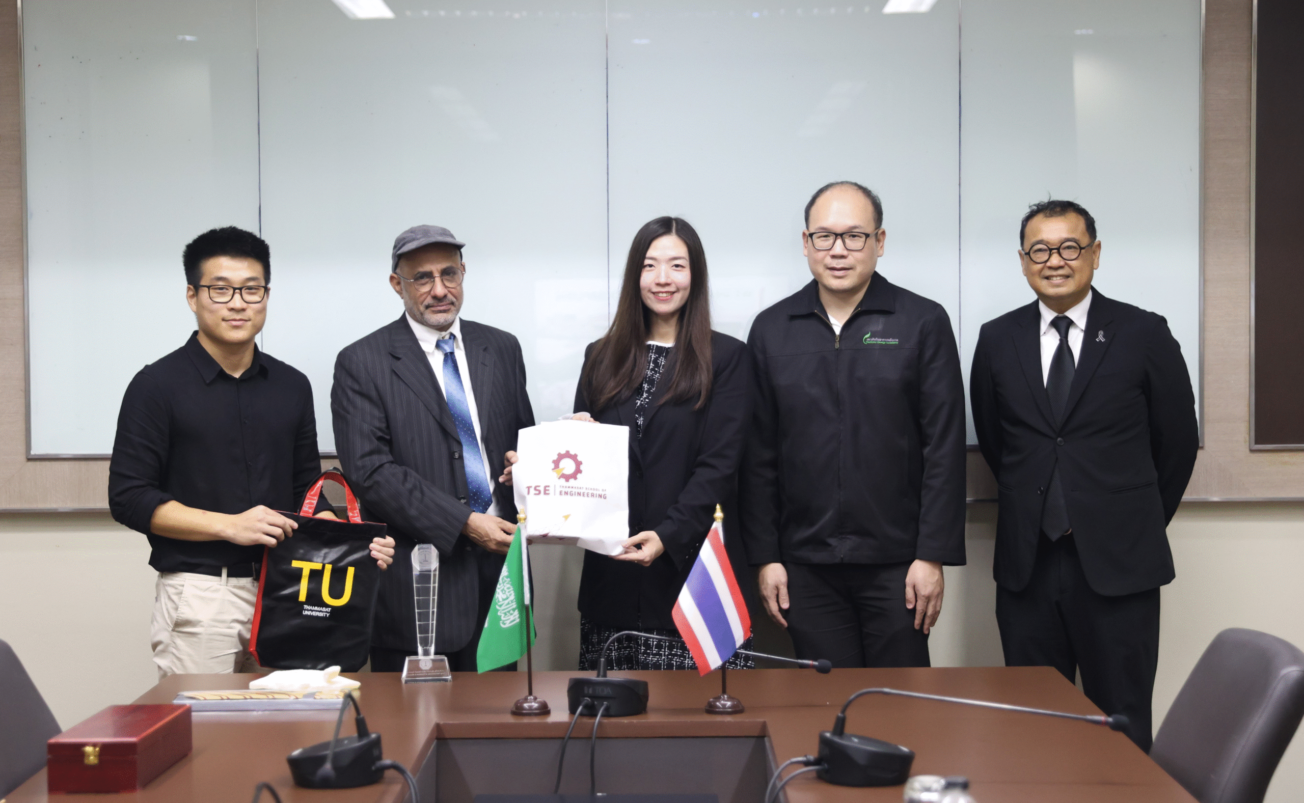 Thammasat explores academic ties with KFUPM in Saudi Arabia - Office of International Affairs